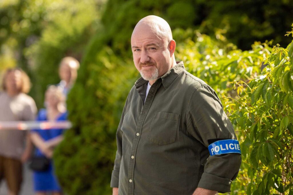 Karla z Ulice na místě, které jí připomene děsivou minulost. V novém ...