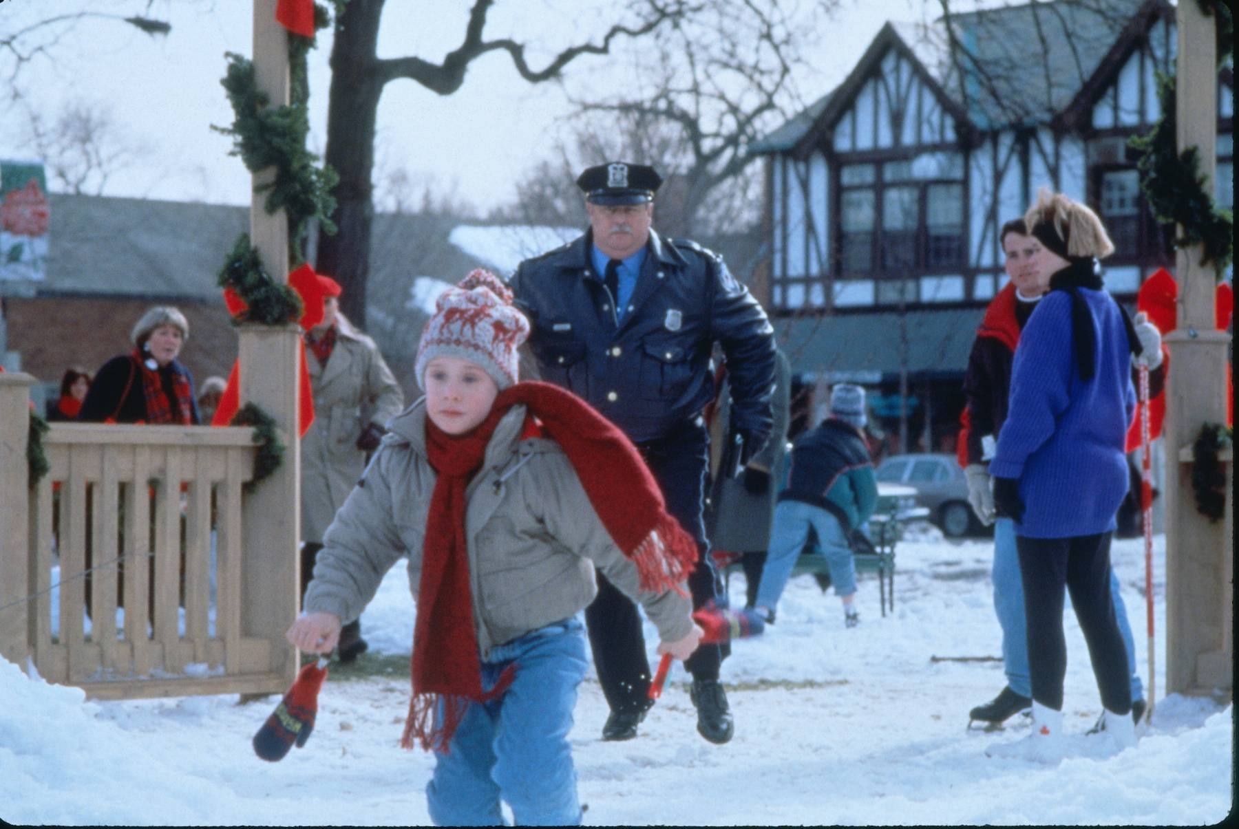 Kevin je zpátky. Macaulay Culkin po 35 letech zopakoval legendární ...